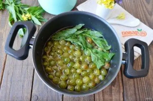 យៈសាពូនមី Gooseberry ជាមួយ mint - រូបថតជំហានទី 4