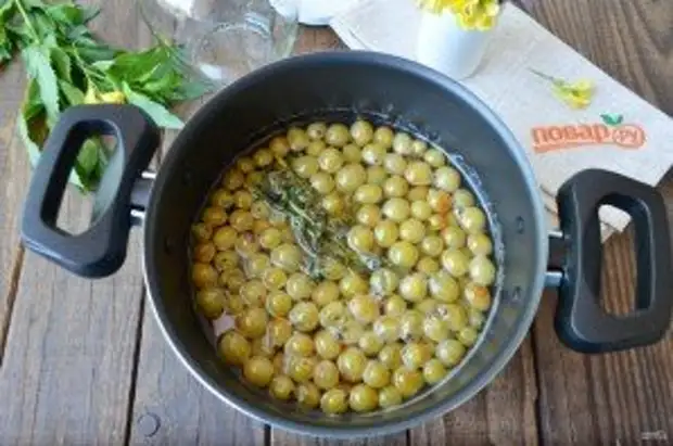 Kruisbessiekonfyt met kruisement - foto stap 5