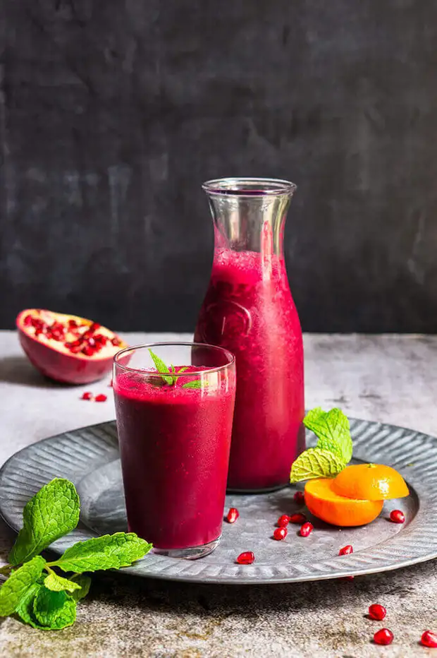Smoothie Pomegranate and Beet 78614_1