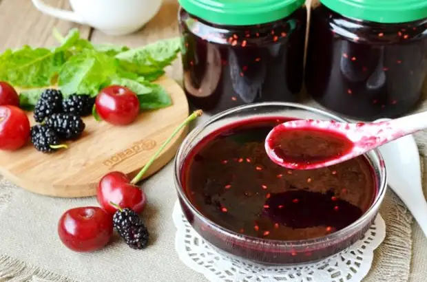 Cherry sareng jam mulberry