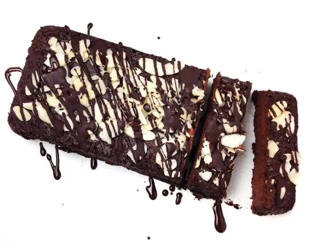 Şokoladlı badımcanlı keks reseptinin şəkli