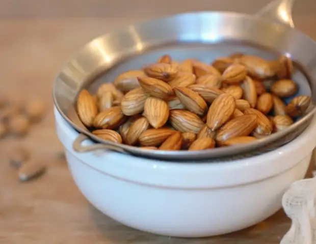 Cómo comer frutos secos correctamente