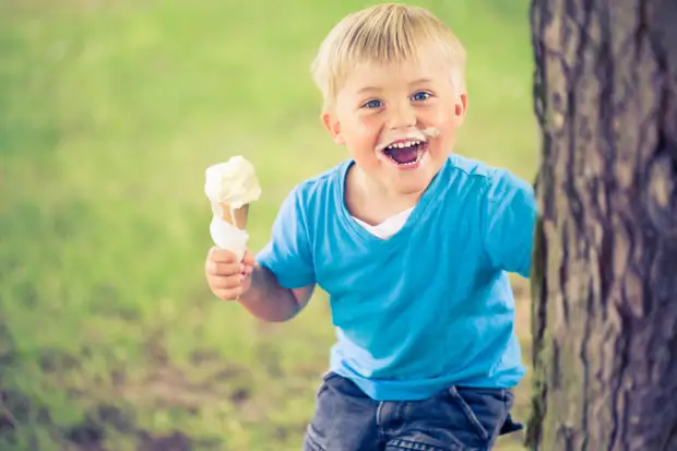 Usa ka lamian nga ice cream gikan sa imong pagkabata: kung giunsa kini paghimo sa balay