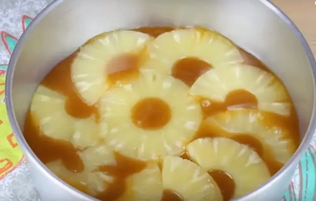 taart met ananas en appels