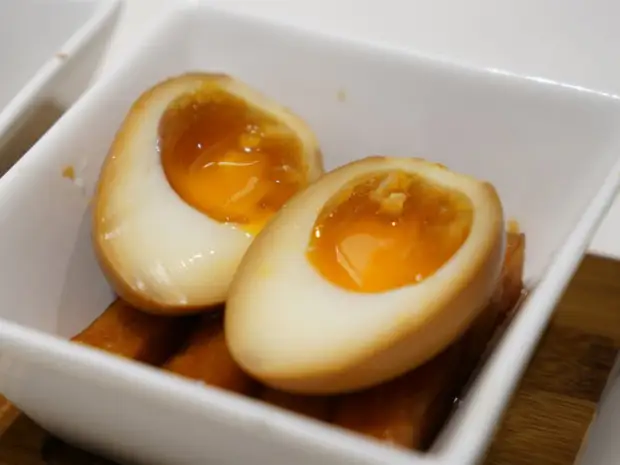 Lättsaltade ägg - ett välsmakande alternativ till "sekelgamla ägg"