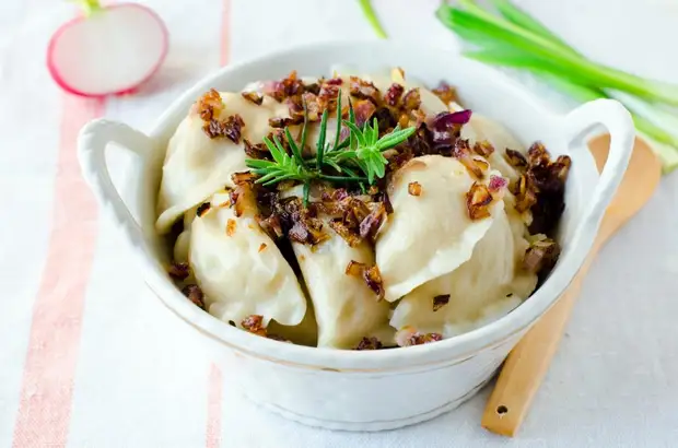 fylling fyrir dumplings hvítkál með kjöti