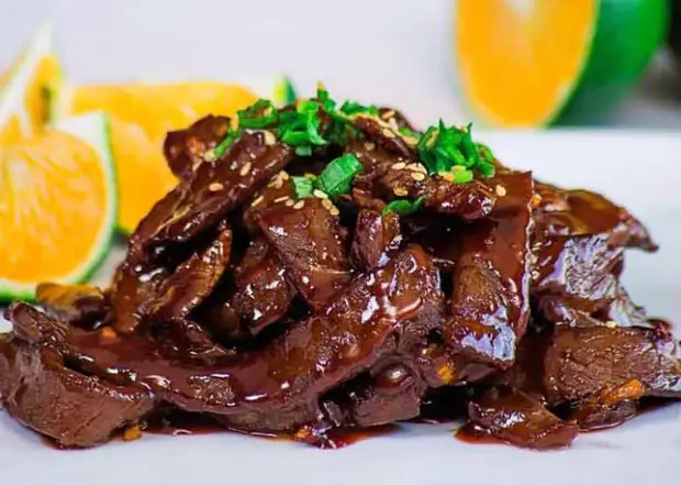 Beef na may tangerine sauce. \ Larawan: gotovlyvkusno.ru.