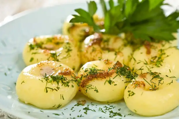 кнедли од компири во полски