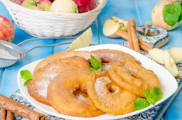 apples in batter with egg